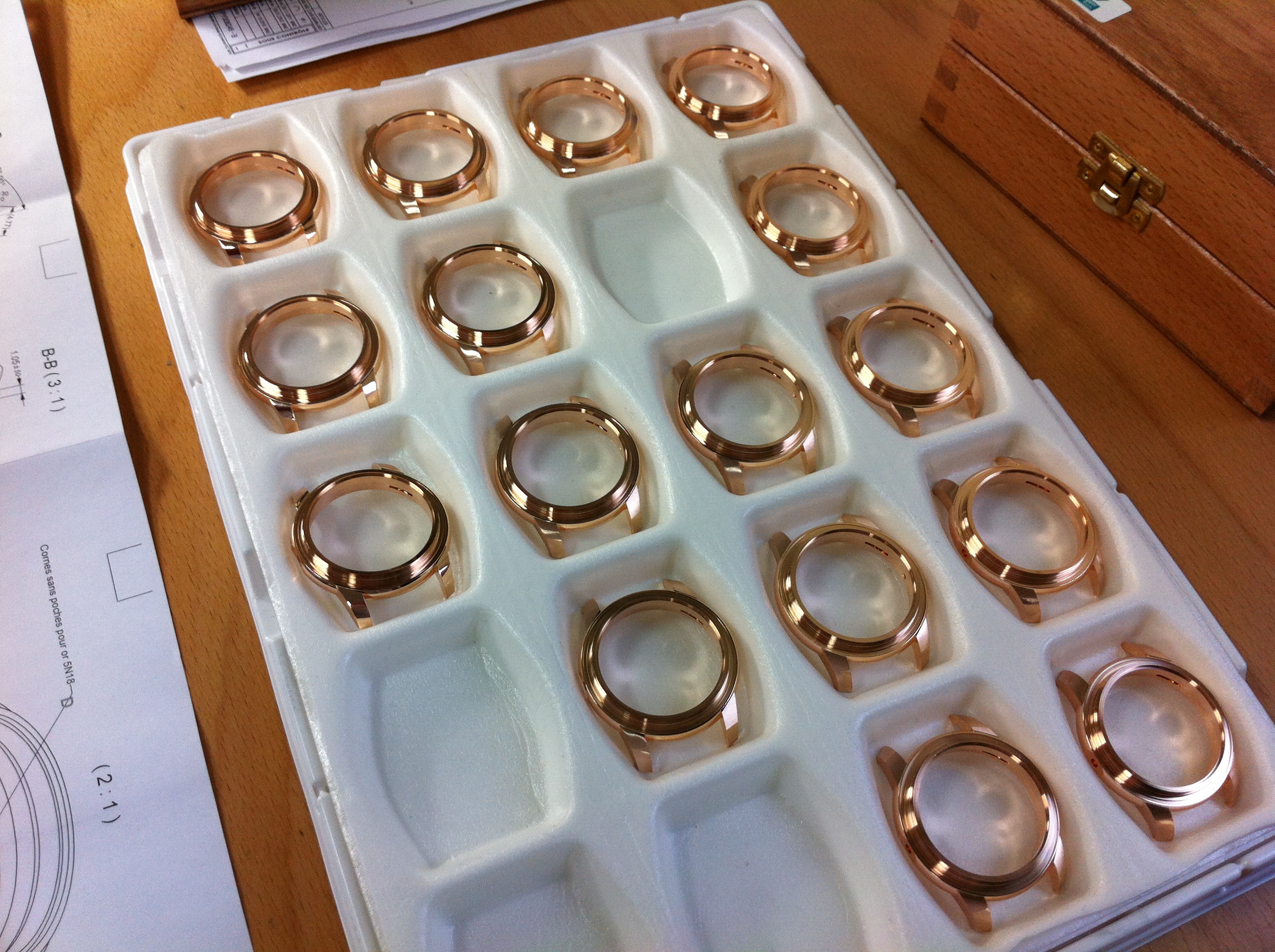 watch cases - holding it all together - Swiss Watch Factory ToursSwiss ...
